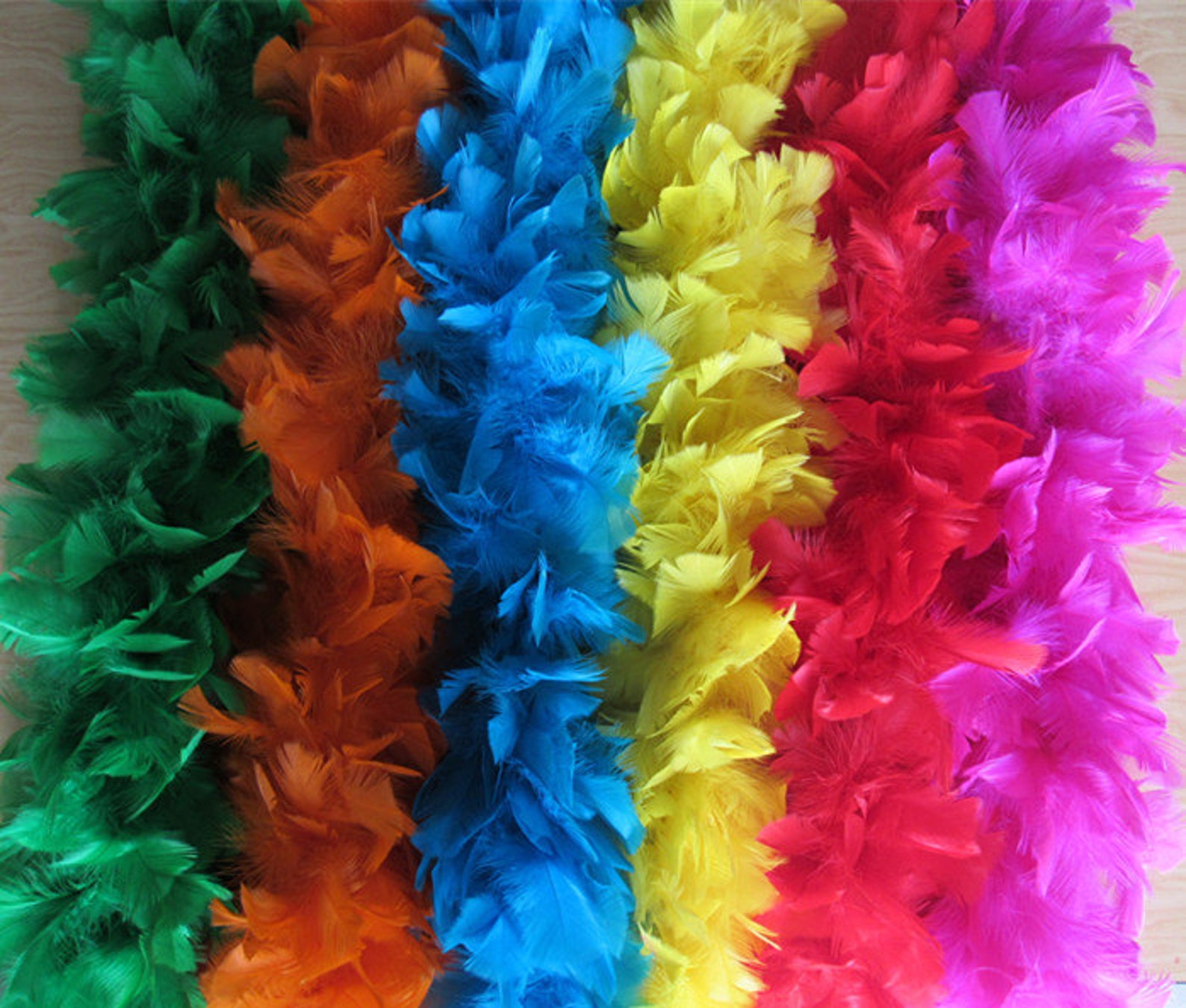 200 Gram 2 Yrd Flat Fluffy Turkey Ruff Feather Boas - Etsy