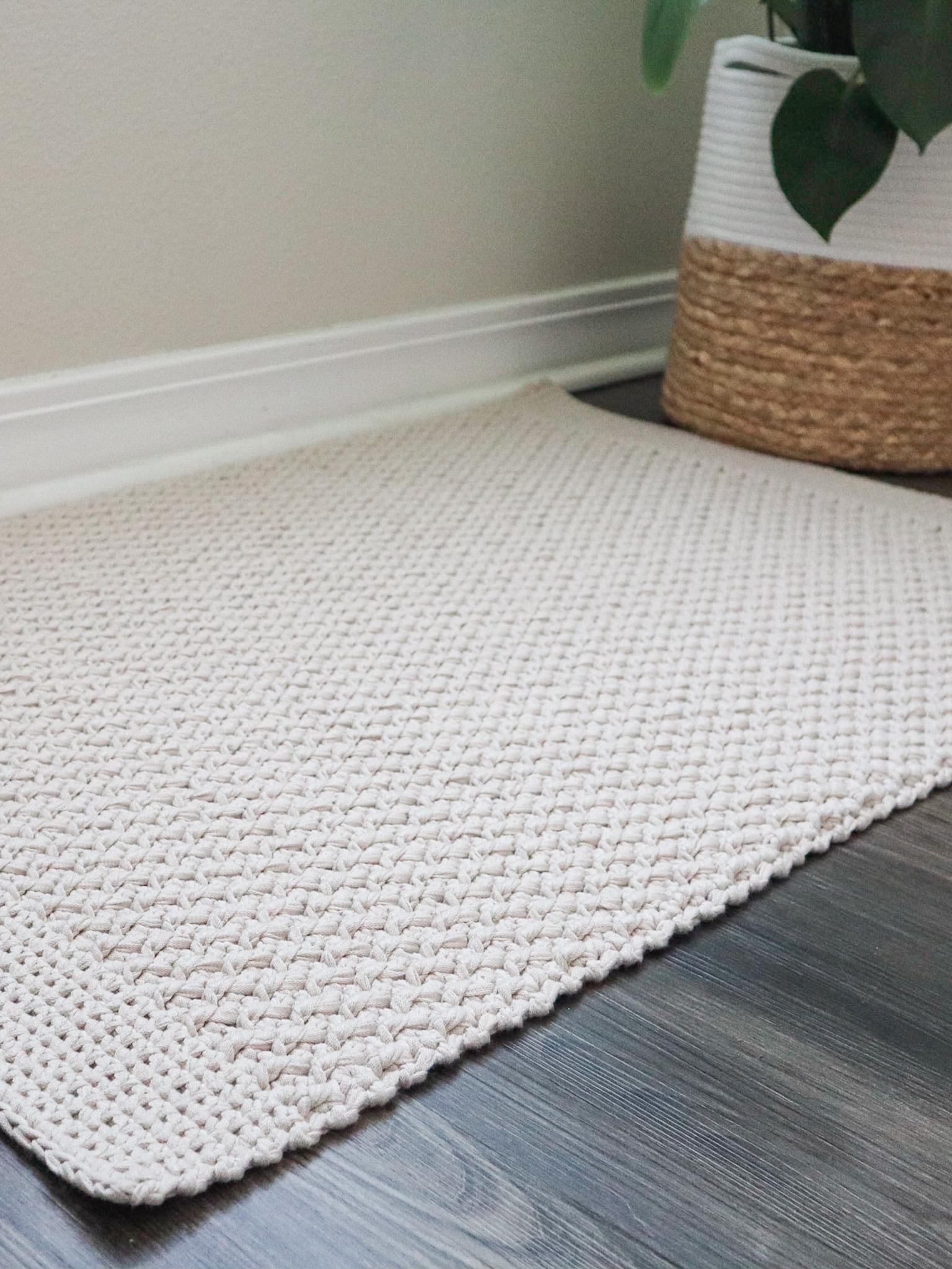 CROCHET PATTERN // Modern Farmhouse Rug, Floor Mat, Kitchen Rug ...