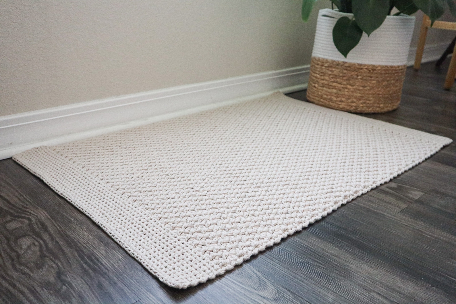 CROCHET PATTERN // Modern Farmhouse Rug, Floor Mat, Kitchen Rug ...
