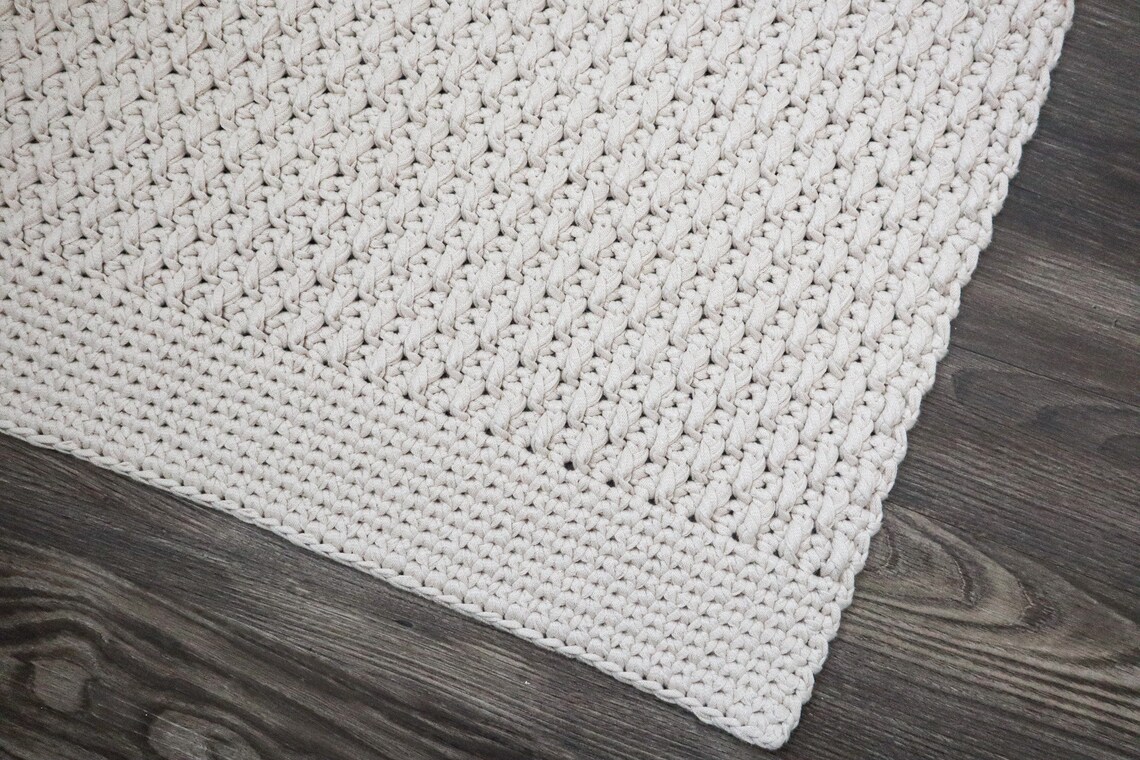 CROCHET PATTERN // Modern Farmhouse Rug, Floor Mat, Kitchen Rug ...