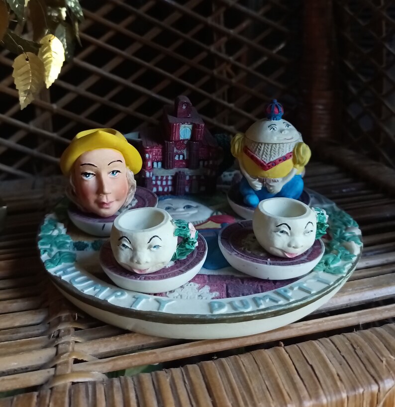 Vintage Young's Humpty Dumpty Miniature Tea Set Vintage Mini Tea Set ...