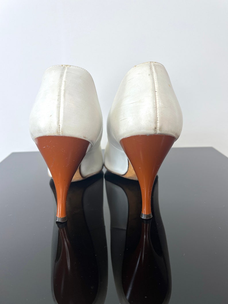 Vintage Late 1950s/early 1960s Spectator Heels in Rusty Brown and Egg ...