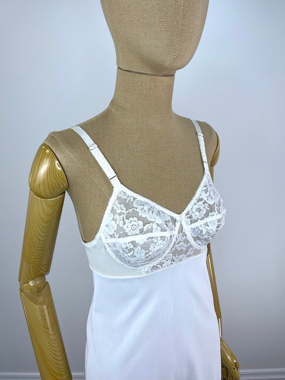 Vintage 1950s White Slip with Built-In Bra by Warners… - Gem