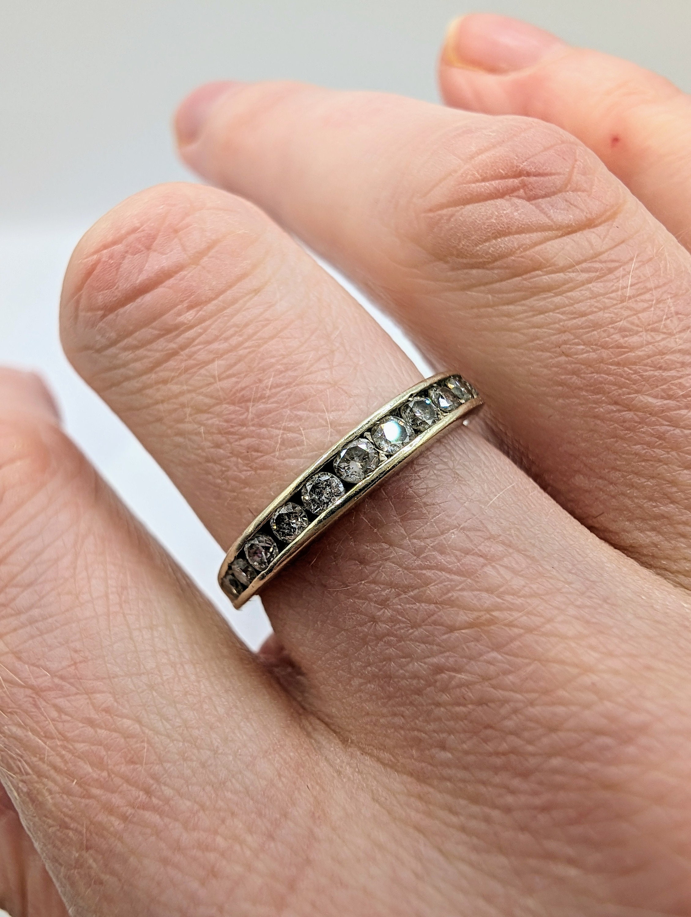 9ct white gold diamond band store