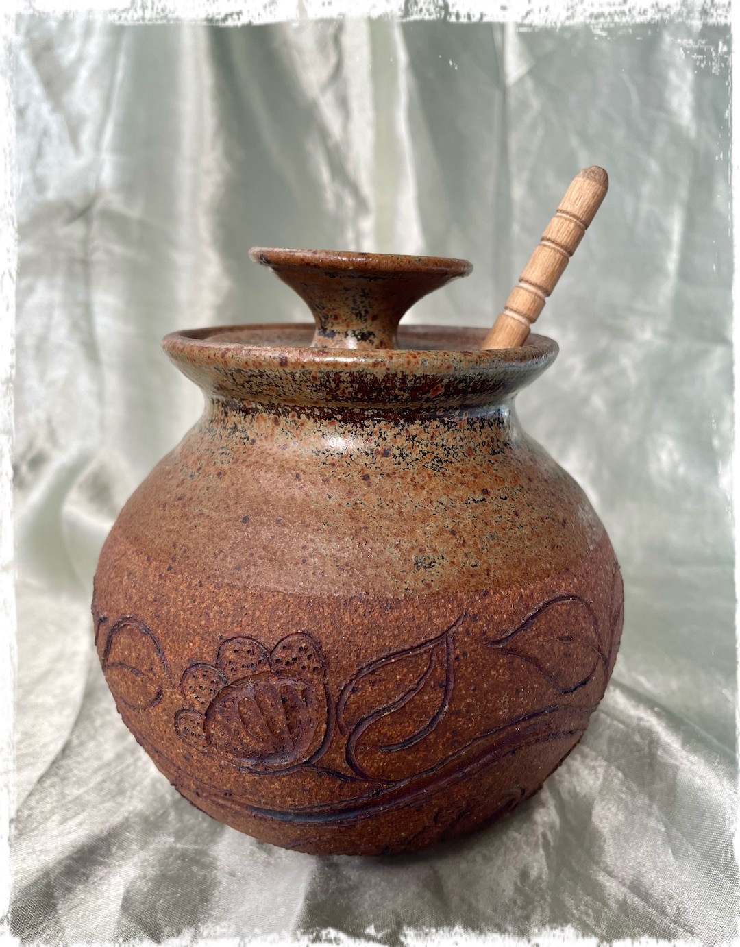 Vintage Stoneware Honey Pot With Wooden Dipper "la Chiripada" - Etsy