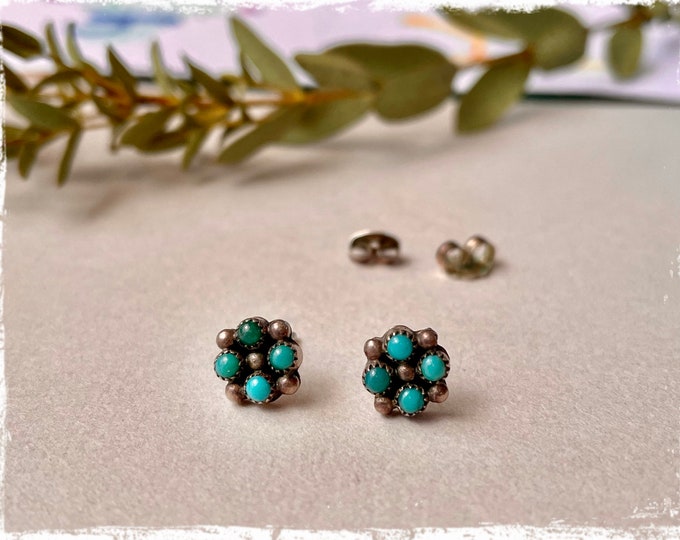 Vintage Native American Small Turquoise Earrings Flower Setting - Etsy