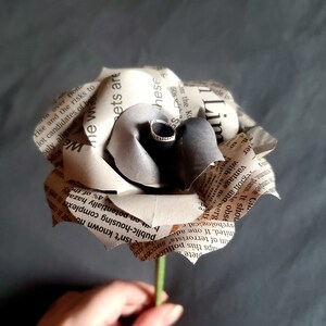 Newspaper Roses, Newspaper Flowers, Newsprint Roses - Etsy