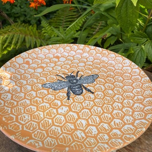 Bee Art Dinner Plates, Indoor/outdoor Dinnerware, Beekeeper Dishes ...