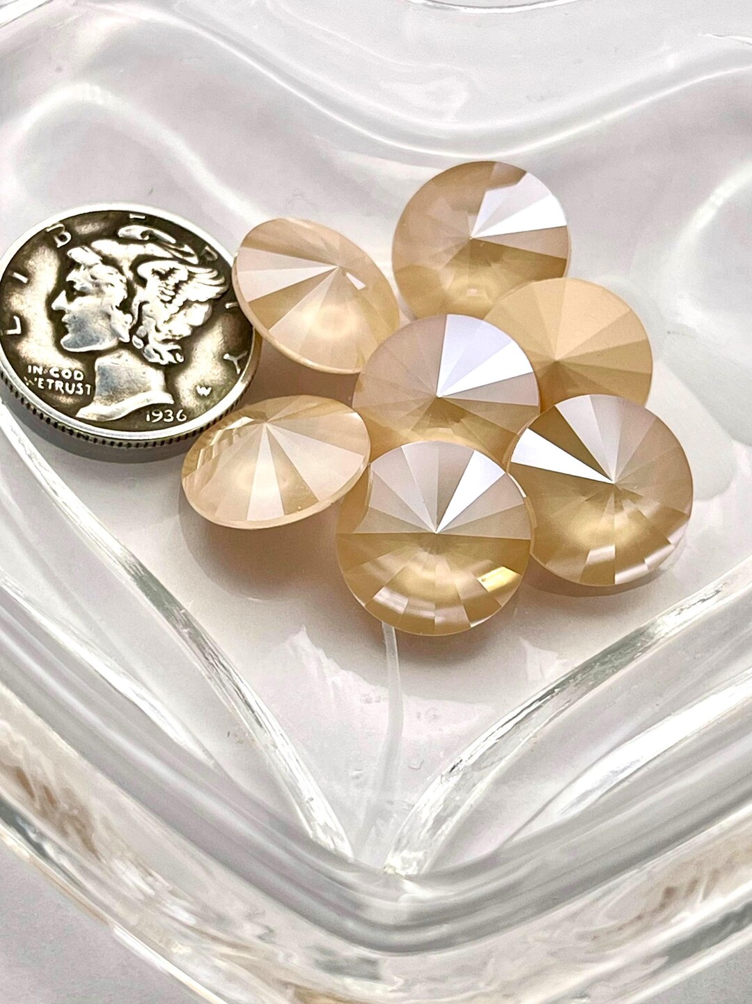 Crystal Ivory Cream UNF (12mm) Swarovski Art 1122 Rivoli Stones - Etsy