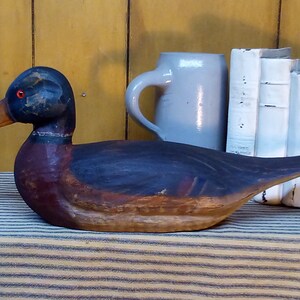 Decoy / Hand Carved Hand Painted Vintage Decoy / Wall Hanging-shelf ...