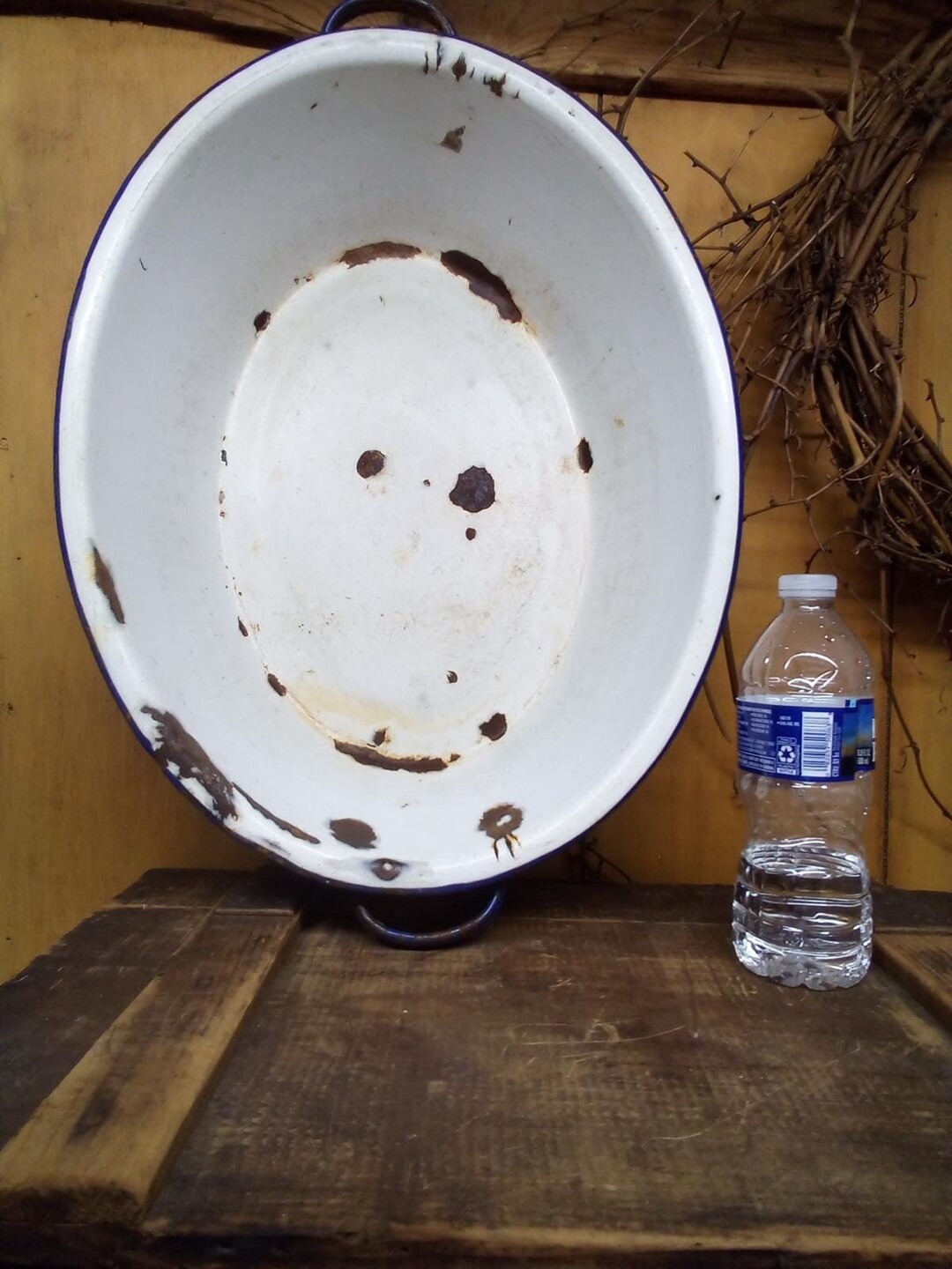Large Vintage White Enamelware Pan / Farmhouse Country Enamel Metal ...