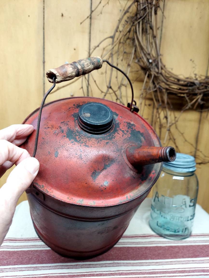 Gas Can-kerosene Can /old Metal Gas Can /vintage Gas Can - Etsy