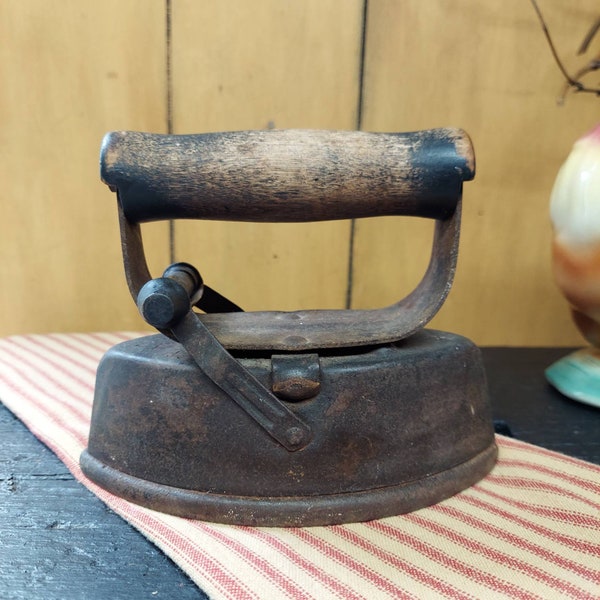 Antique Sad Iron - Etsy