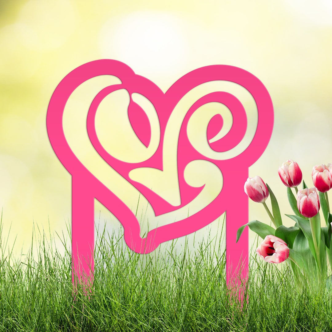 Outdoor Love Heart Metal Yard Stake - Valentine's Day Decor- Valentine ...