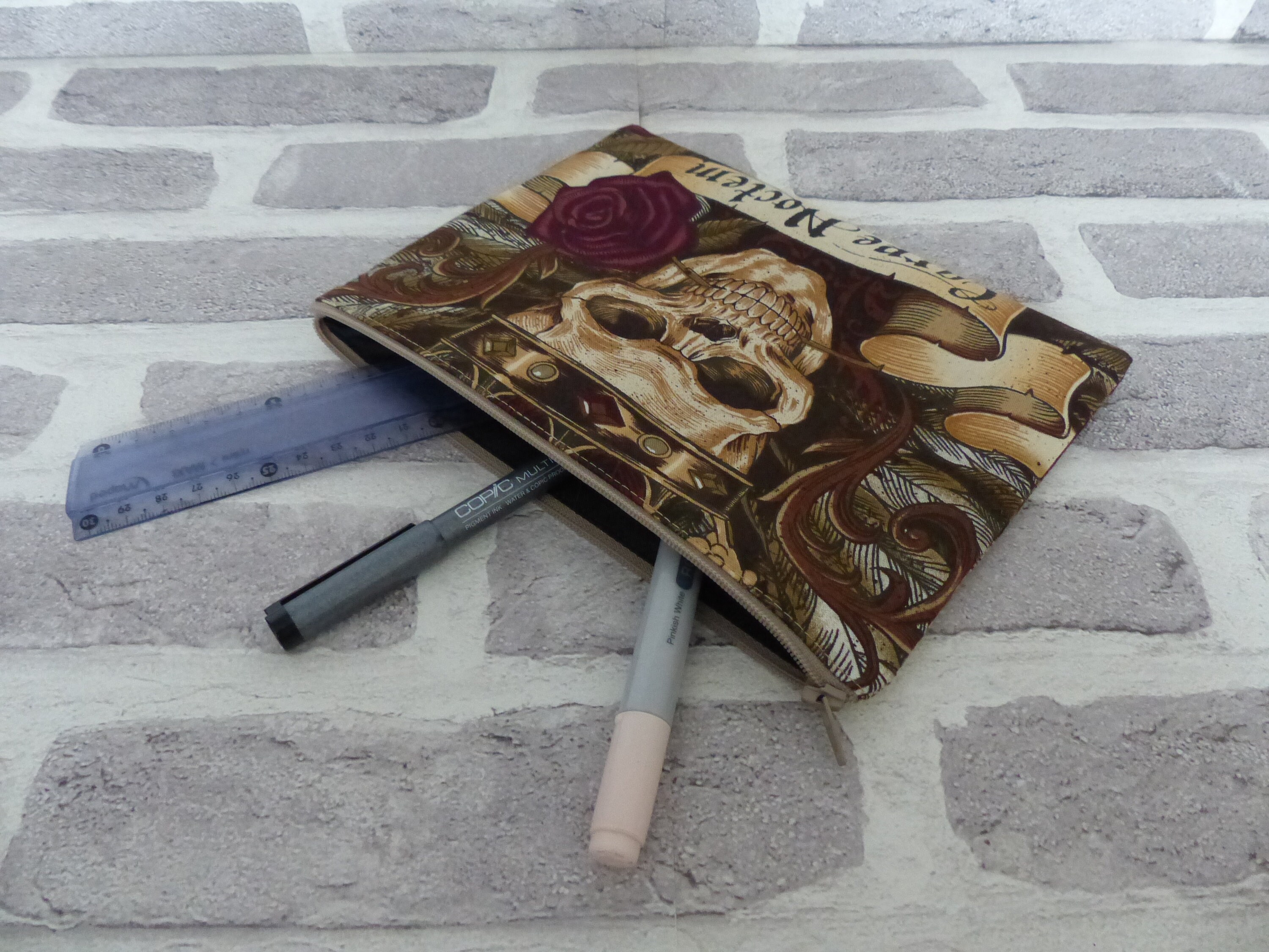 Skull pencil case skull makeup bag gothic Skull pencil case | Etsy