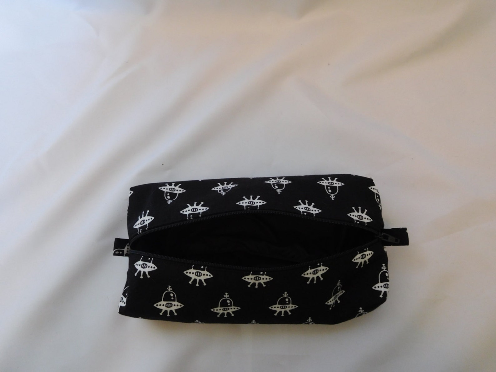 Spaceship Pencil Case Pencil Case Alien Spaceship Alien - Etsy