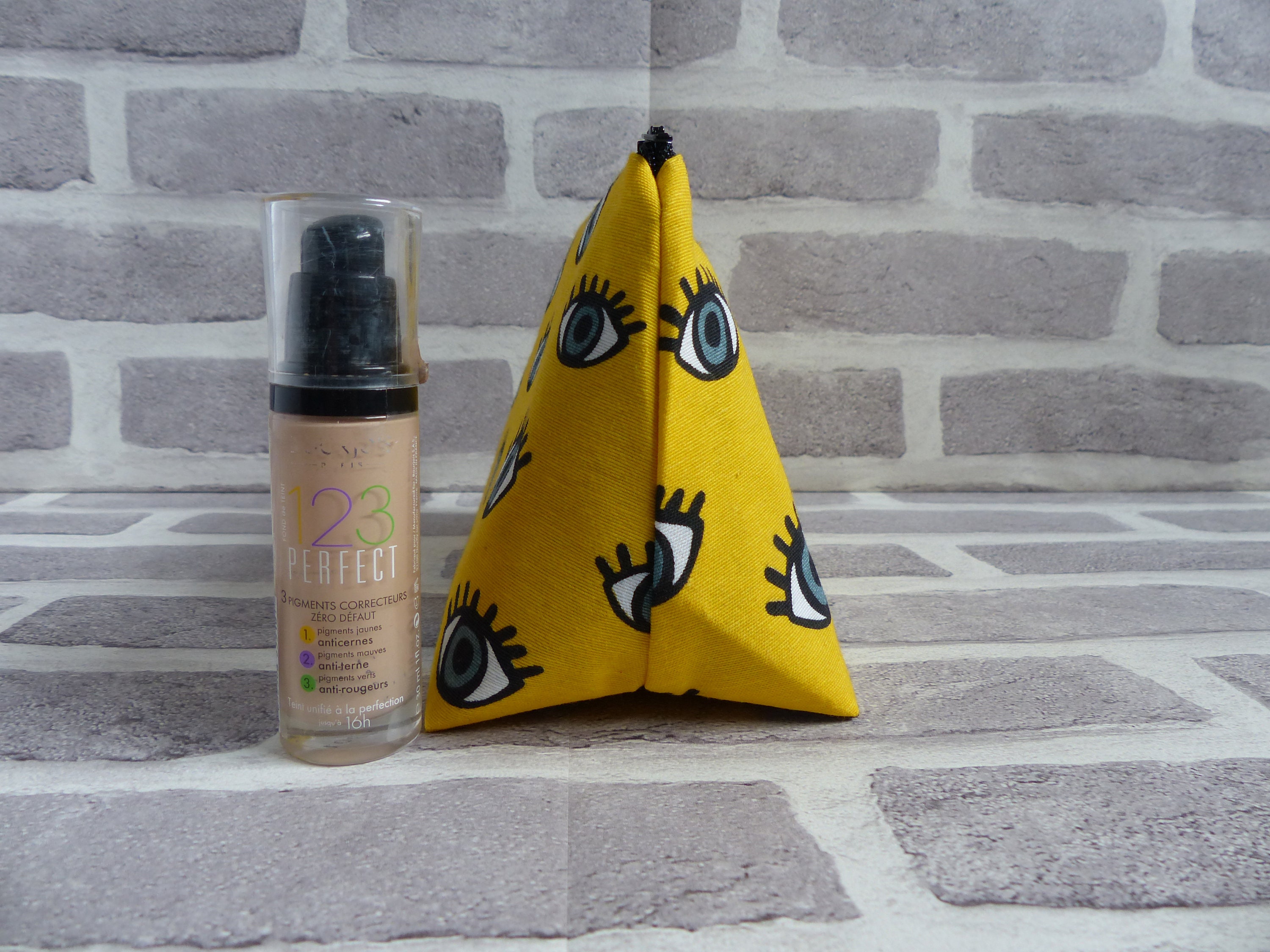 Eyes Makeup Bag, Eye Bag, Eyelash Bag, Make up Bag, Unusual Bag, Eyes ...