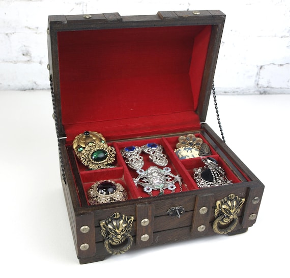 Vintage Gothic Wood Treasure Chest Jewelry Box w Orna… - Gem