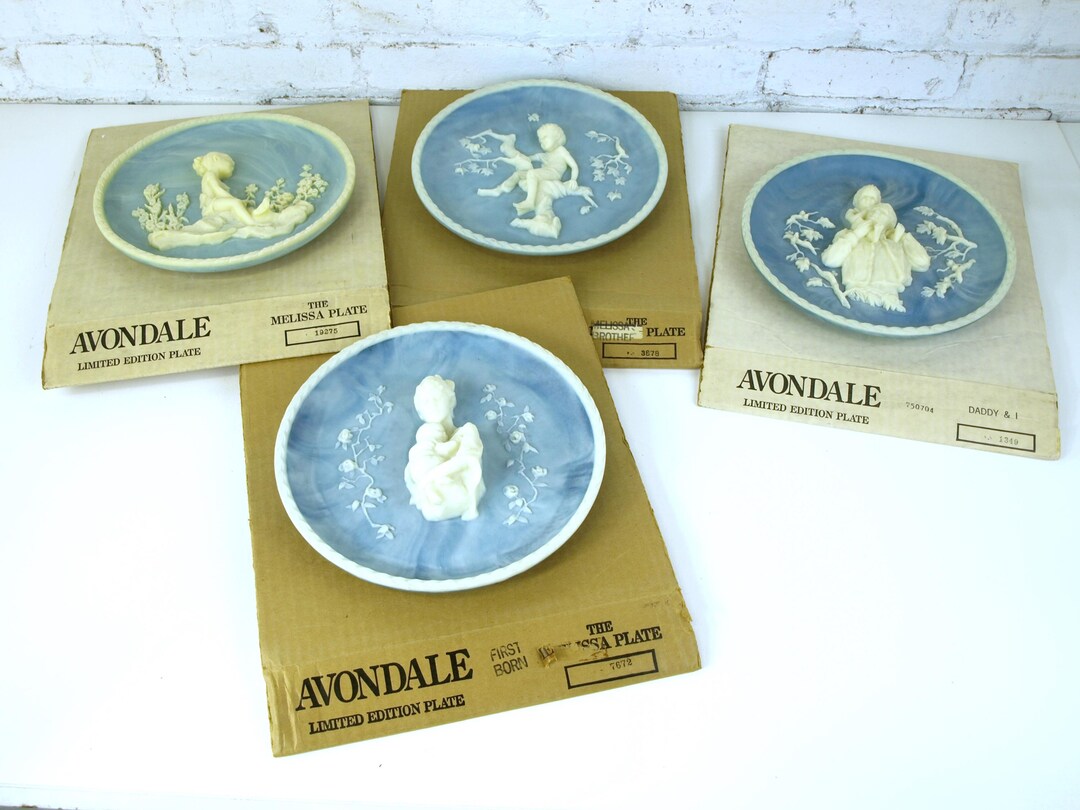 Vintage Francis Taylor Williams Cameo Plates: the Melissa Plate ...