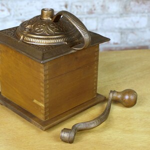 Vintage Colonial Coffee Mill No. 1707, Circa 1960's - Made by ...