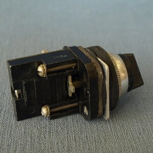 Bul. 800T 600 Volt Max Selector Switch Cat. No. H33A - Etsy