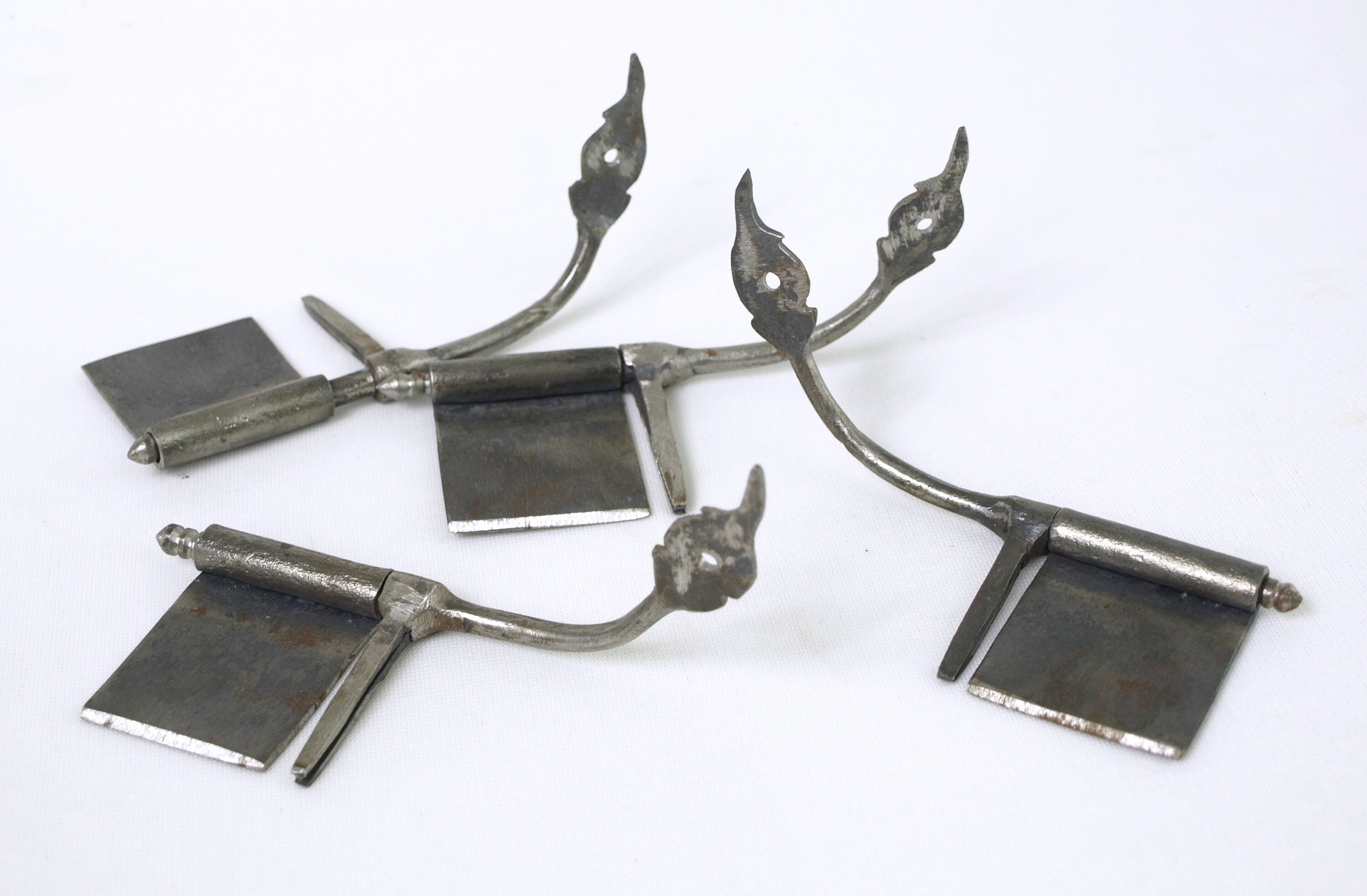Vintage Set of 4 Rat Tail Hinges, Hand Forged Steel - European Origin ...