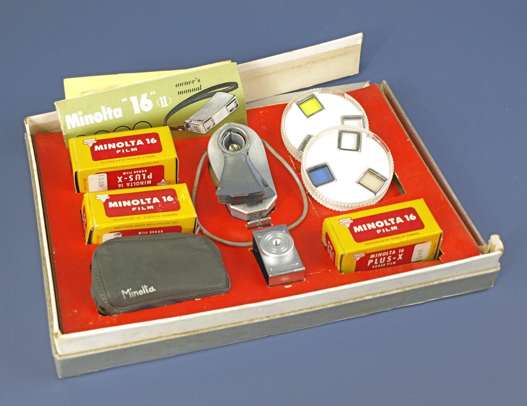 Vintage Minolta 16 II 16mm Subminiature Film Camera Kit W/ Flash ...