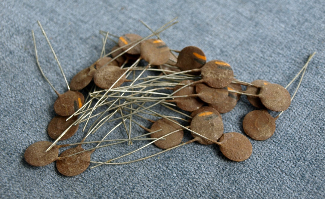 Varistor VDR Ceramic Disc Resistor Color Code Orange-black-brown - 9/16 ...