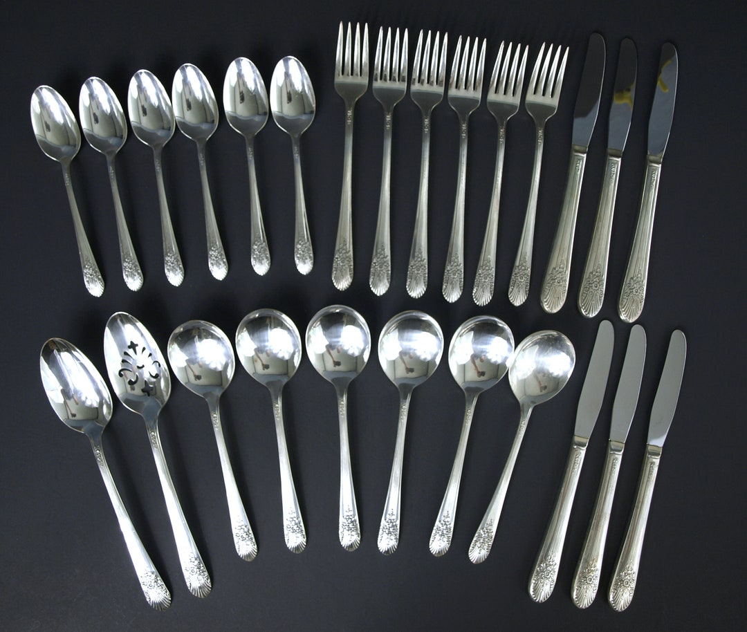 Vintage Mid Century Lot Wm. Rogers Silver Plated Flatware - 6 of Butter ...