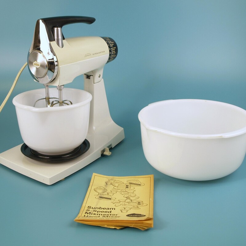 Vintage Stand Mixer - Etsy
