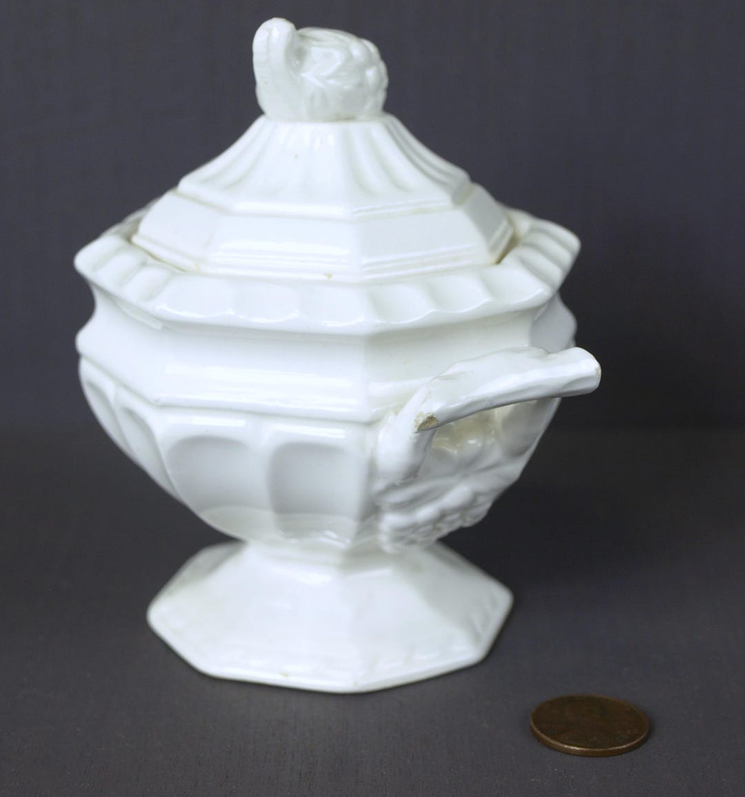 Vintage Reed Cliff Mini Tureen With 'grape' Pattern and Lid Circa 1958 ...