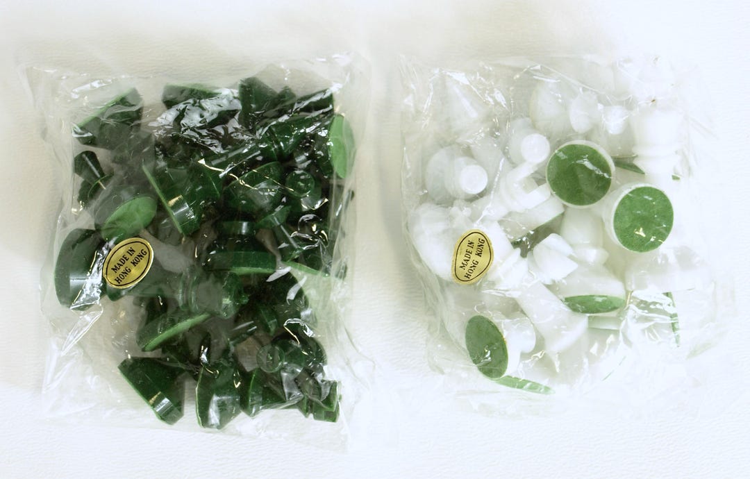 Plastic Chess Set Pieces in Green and White - 32 Pieces - 2" Tall King ...