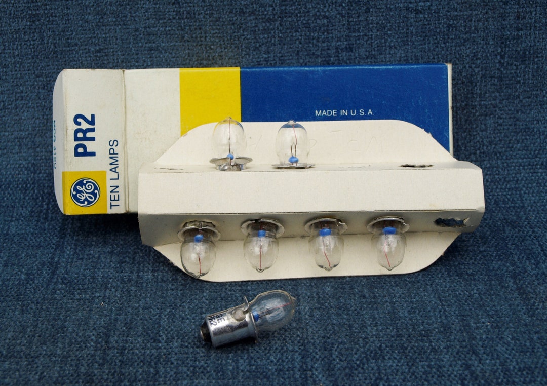 Vintage General Electric Miniature Lamp Light Bulbs No. PR2 Box of 7 ...