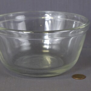 Vintage Glass Mixing Bowls, Set of 3 Nested in Graduated Sizes - One ...