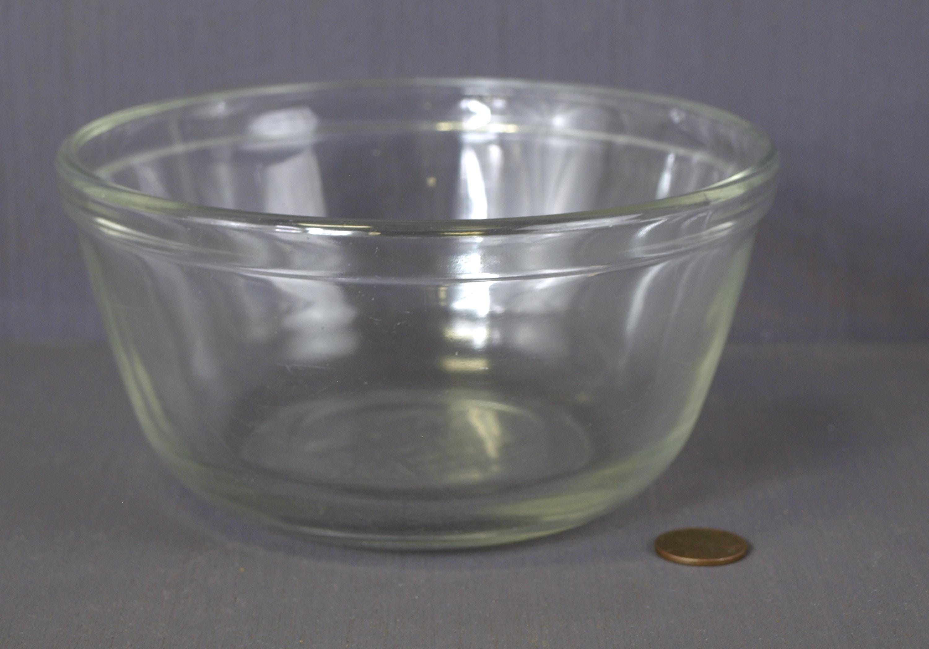 Vintage Glass Mixing Bowls, Set of 3 Nested in Graduated Sizes - One ...