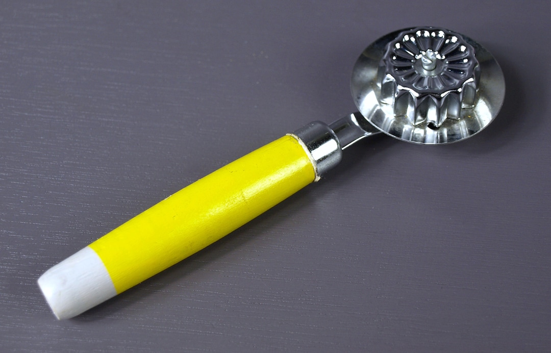 Mid Century Vintage Sambonet Fluted Pastry & Pie Crust Tool W/ Yellow ...
