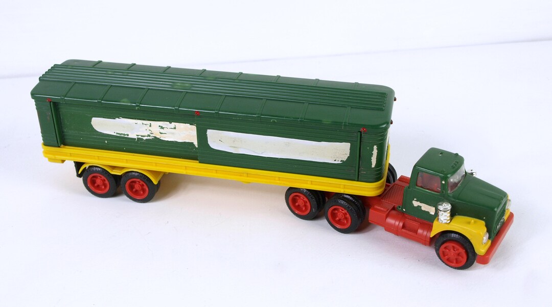 Hess Toy Truck, Circa 1970's - Battery Operated, Not Working ...