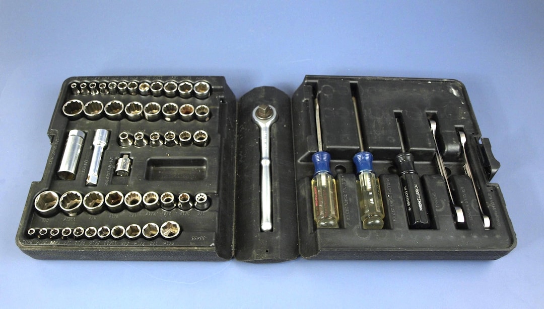 Craftsman 3/8" Drive Ratchet Set W Screwdrivers and Wrenches - Full Set ...
