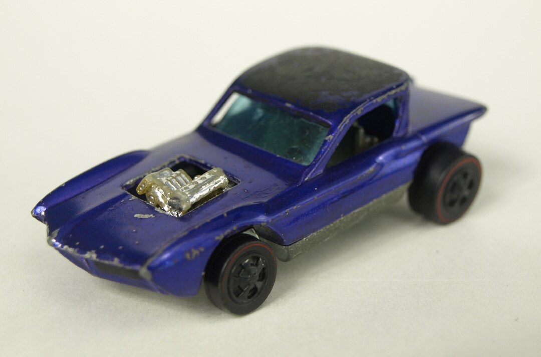 Vintage 1967 Hot Wheels Python Red Line in Purple With Black Roof Black ...