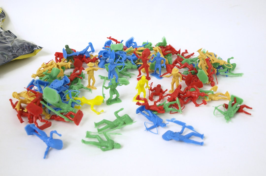 Vintage Lot of MPC Miniature Cowboys & Indians Plastic Figurines Play ...