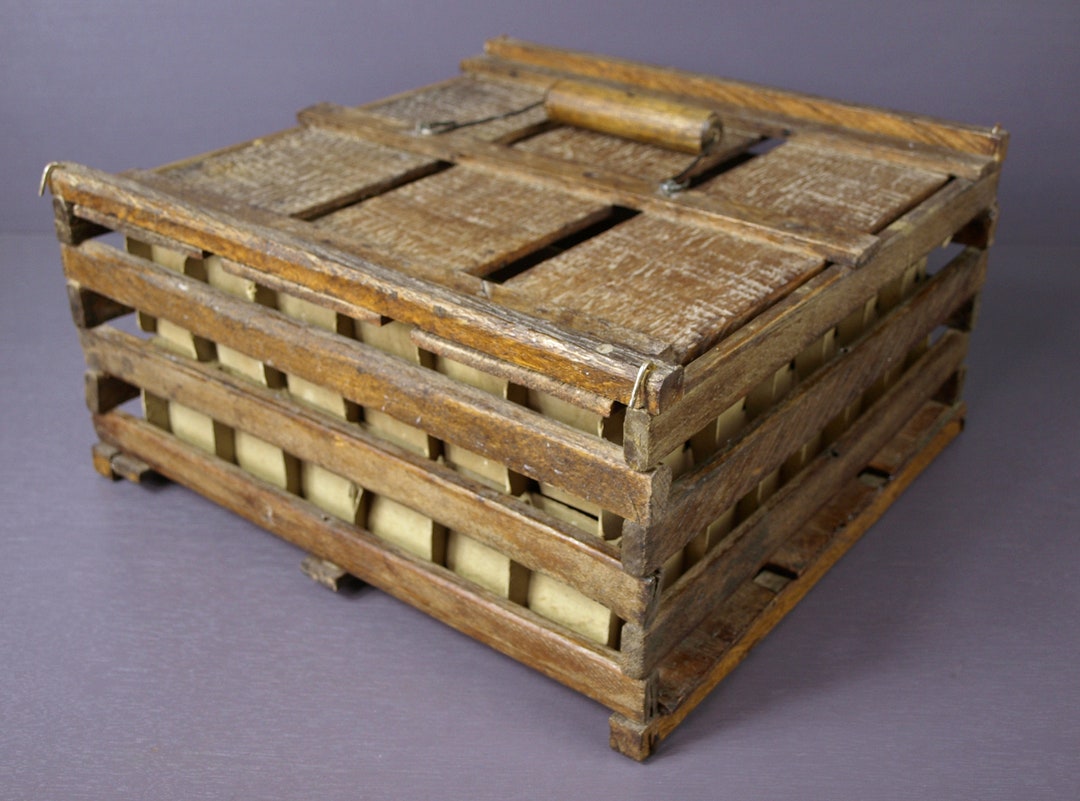Primitive Wooden Egg Crate W/ Wire & Wood Handle, Circa 1900's - Holds ...