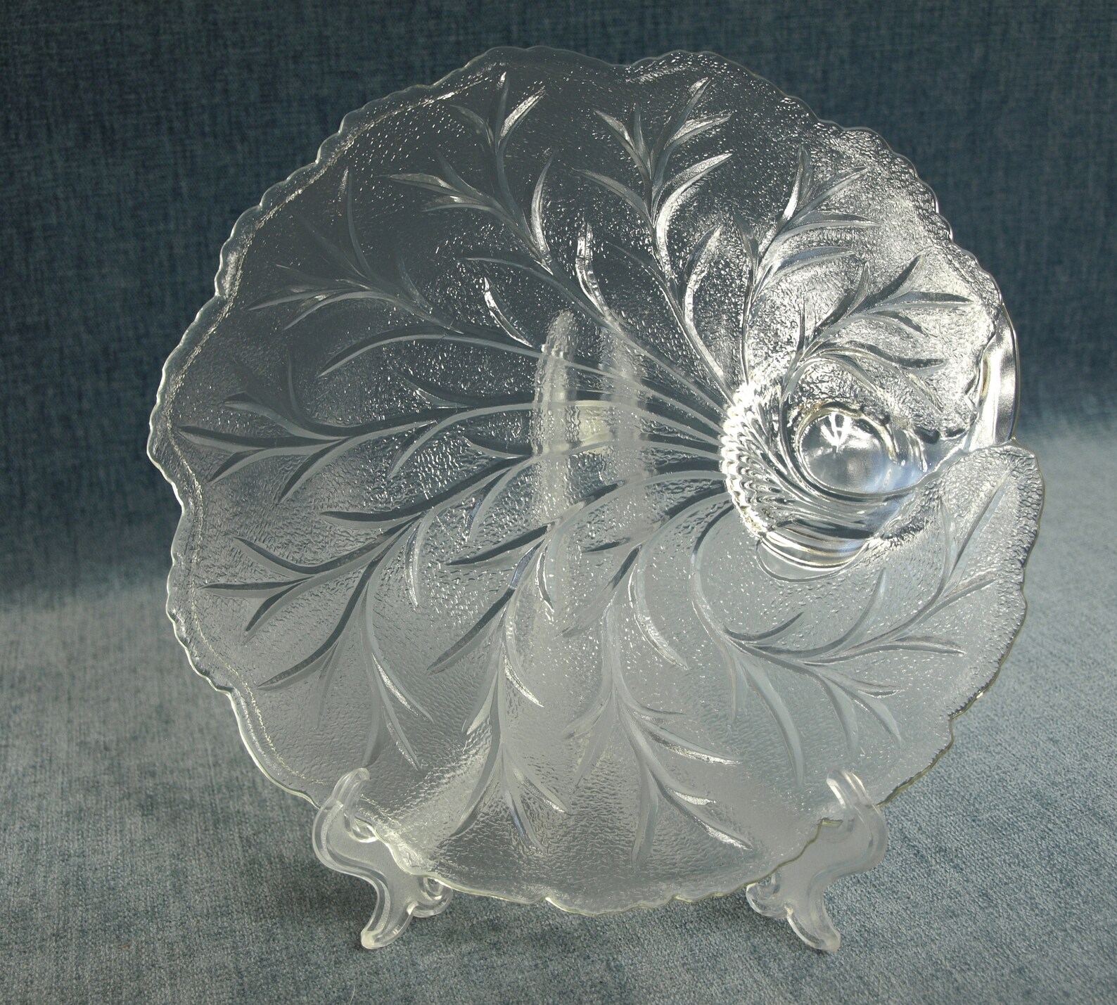 Vintage Indiana Glass Co. Pebble Leaf Pattern Snack Plate - Etsy