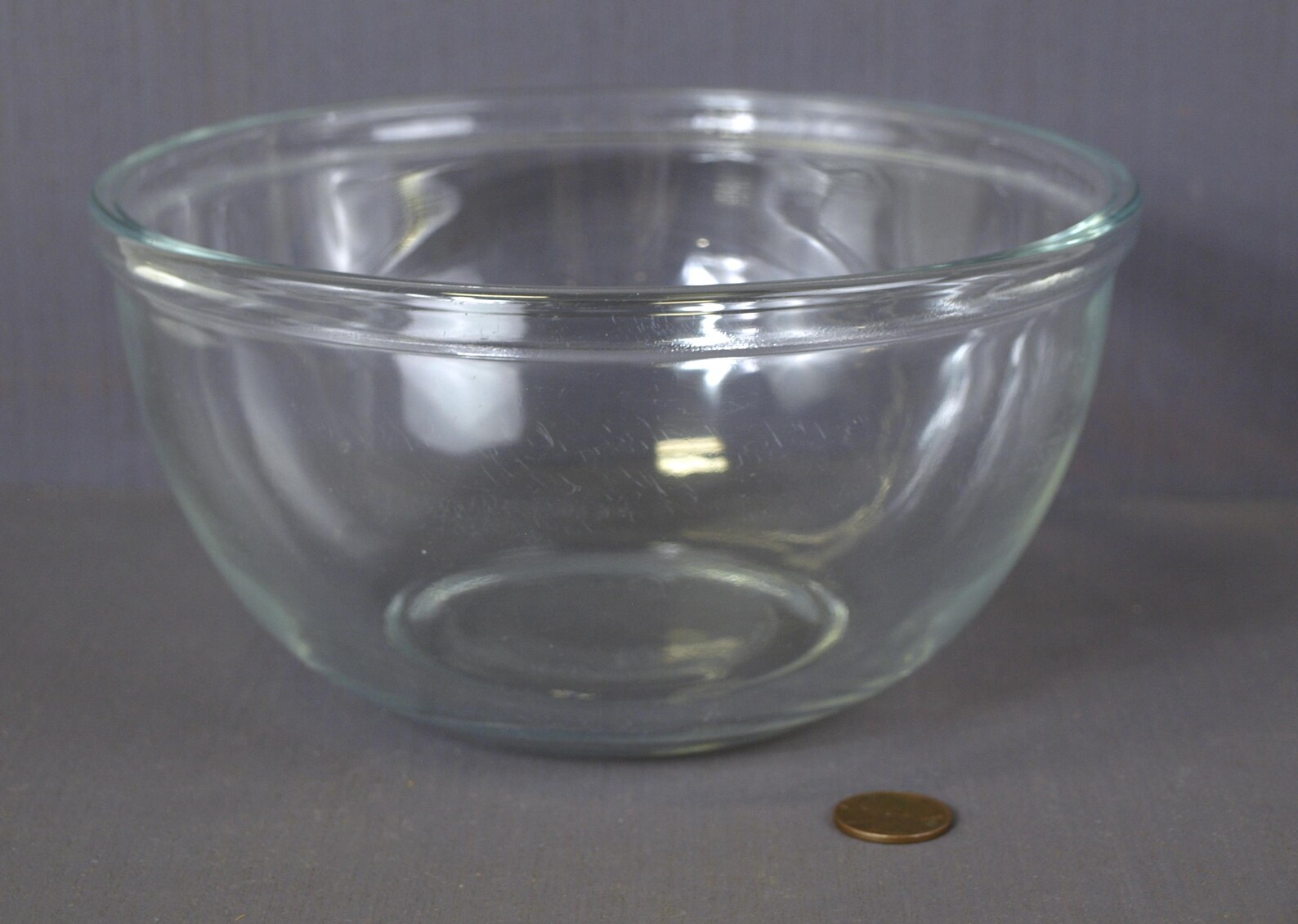 Vintage Glass Mixing Bowls, Set of 3 Nested in Graduated Sizes - One ...
