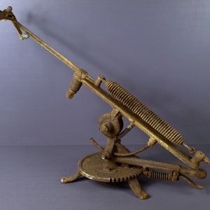The Expert No. 4 Antique Clay Bird Skeet Trap Thrower Pat'd March 1 ...
