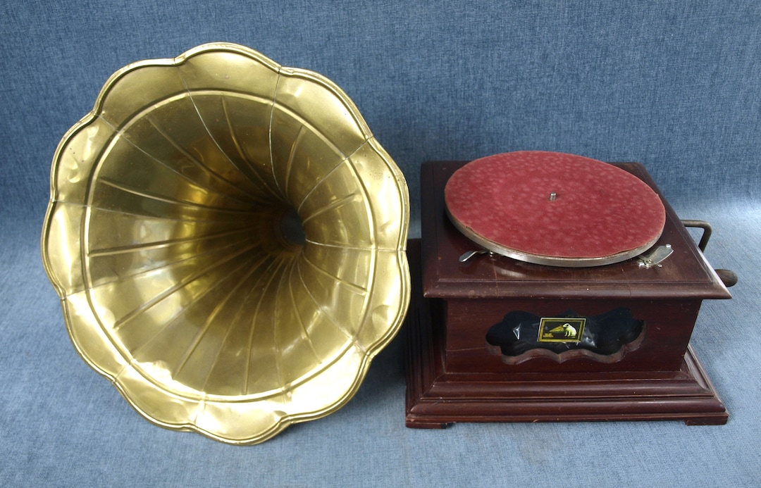 Vintage his Master's Voice Gramophone With THORENS Switzerland ...