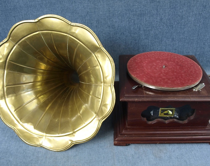 Vintage "his Master's Voice" Gramophone With THORENS Switzerland ...