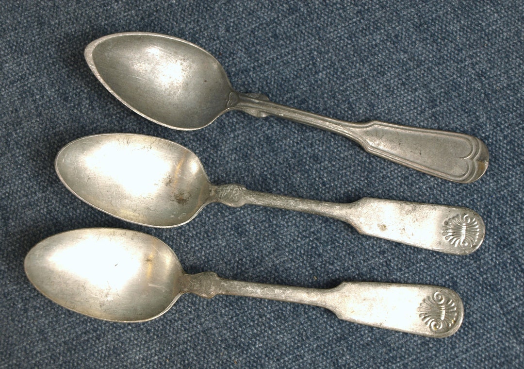 Antique Silver Plate Tea Spoons Wallace Fiddle Pattern Fiddle Shell ...