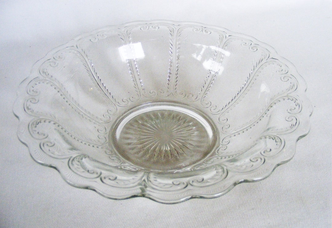 EAPG Vintage Clear Glass Victorian Serving Bowl W Scallop Edge - Early ...