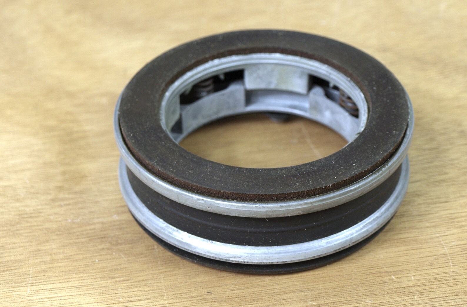 306389R91 International Harvester Track Roller Bellow Oil Seal T340 ...