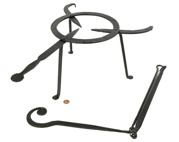 Vintage Hand Forged Colonial Reproduction Trivet Stand & Hanging ...